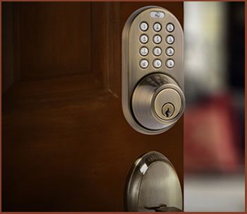 Downey Locksmith Store Installing Keyless Entry Systems Door Repair ...